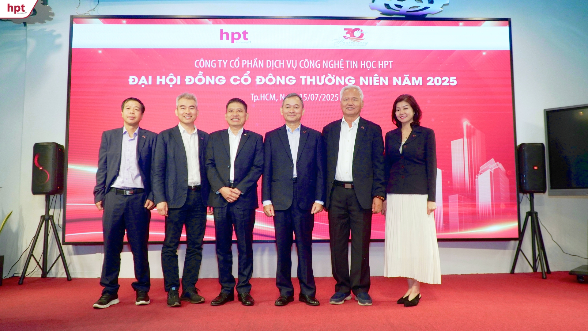 Đại hội cổ đông HPT 2025: Khởi động "Chiến lược đột phá", mở rộng thị trường khách hàng và đối ...